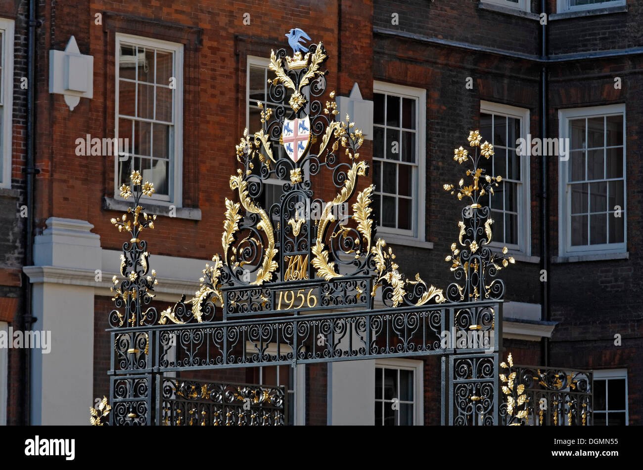 Gate heraldry hi-res stock photography and images - Alamy