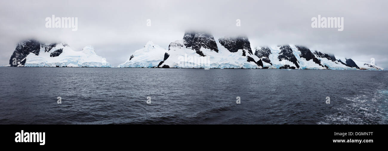 Antarctica, Antarctic Peninsula, View of graham land and icebergs Stock ...