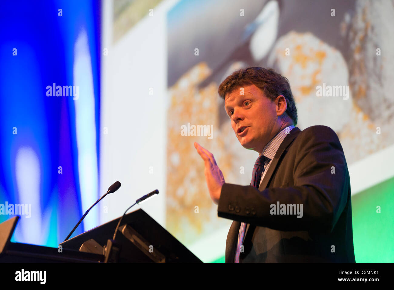 Richard benyon mp hi-res stock photography and images - Alamy