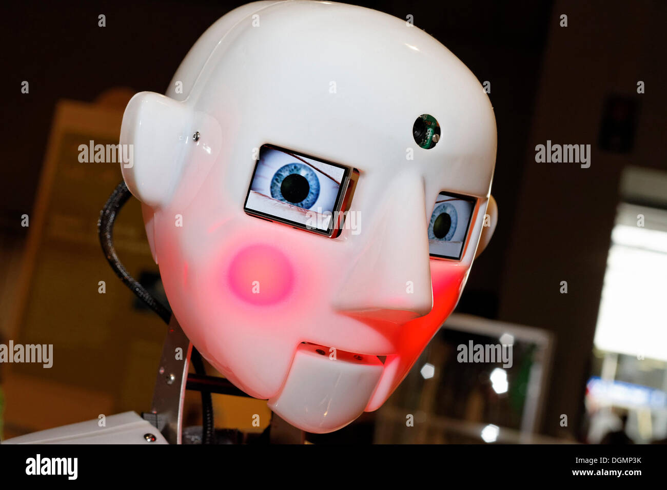 Humanoid robot head hi-res stock photography and images - Alamy