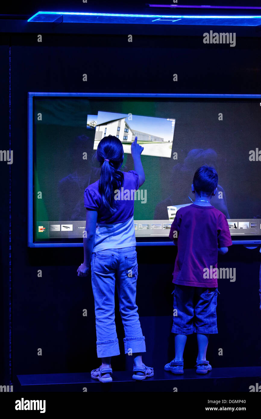Children controlling software by touch and gestures, touch screen ... Children controlling software by touch and gestures, touch screen ...