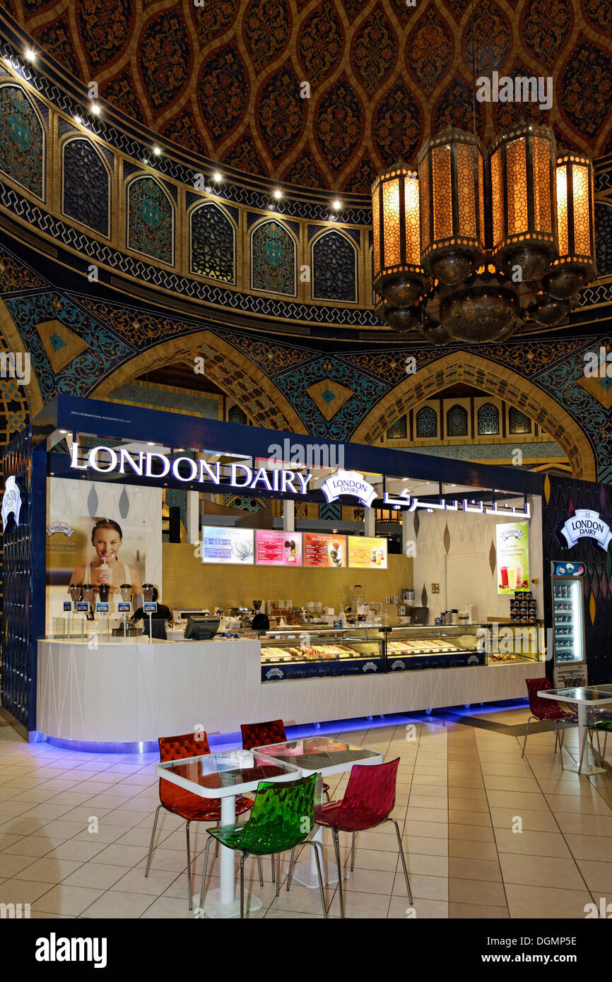 Ibn Battuta Shopping Mall, Persian section, Dubai, United Arab Emirates ...