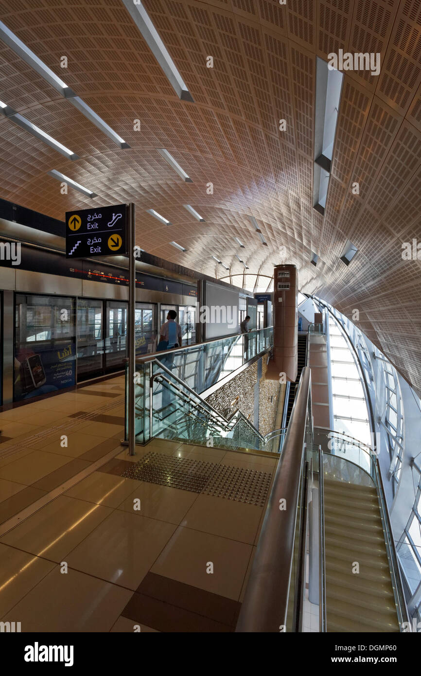 Dubai metro station stations hi-res stock photography and images - Alamy