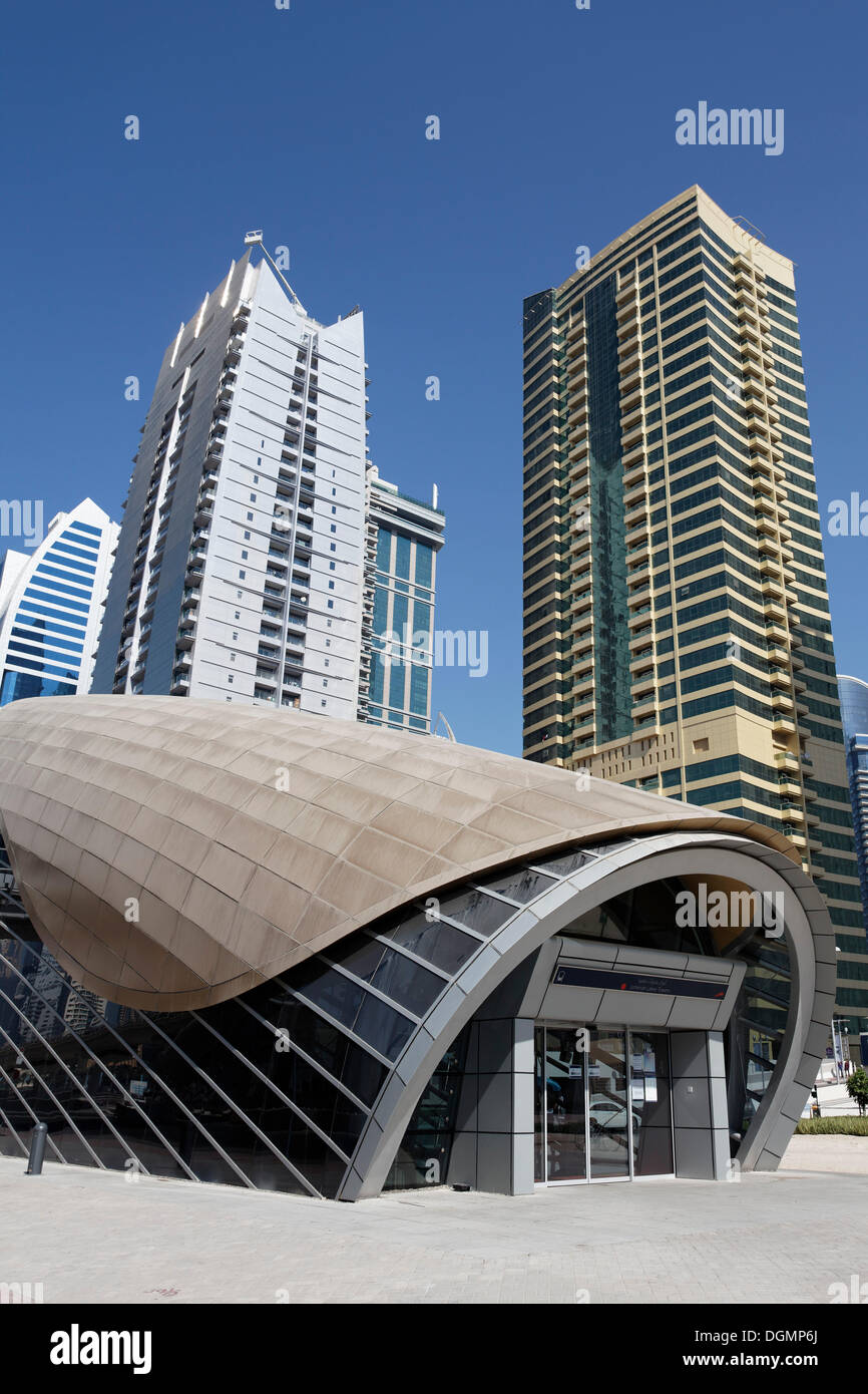 Dubai metro stations hi-res stock photography and images - Alamy