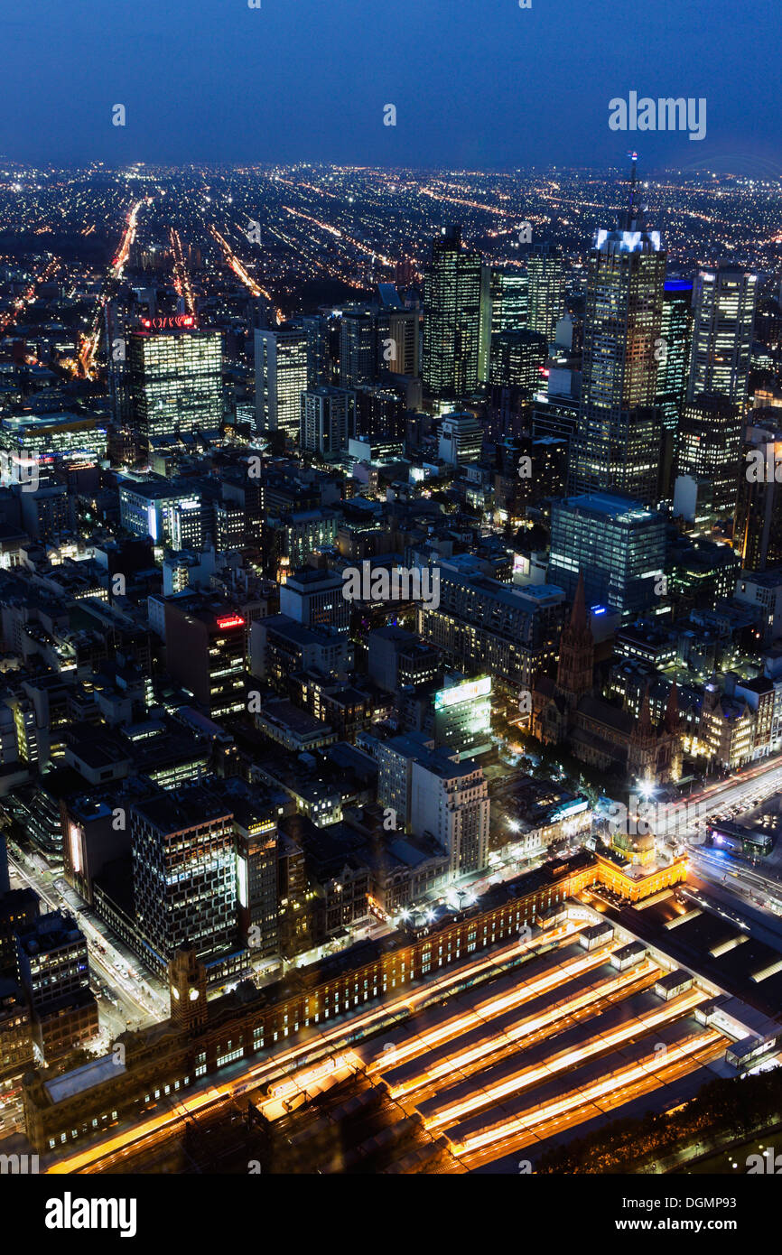Melbourne nightlife hi-res stock photography and images - Alamy