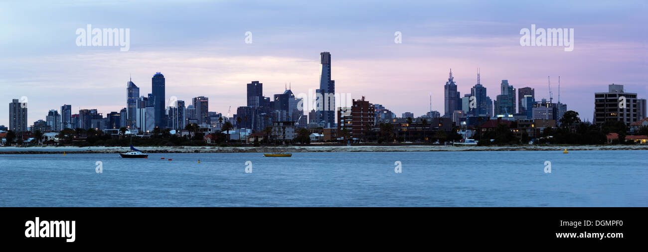 Australia, Melbourne, Victoria, Skyline during sunset Stock Photo - Alamy