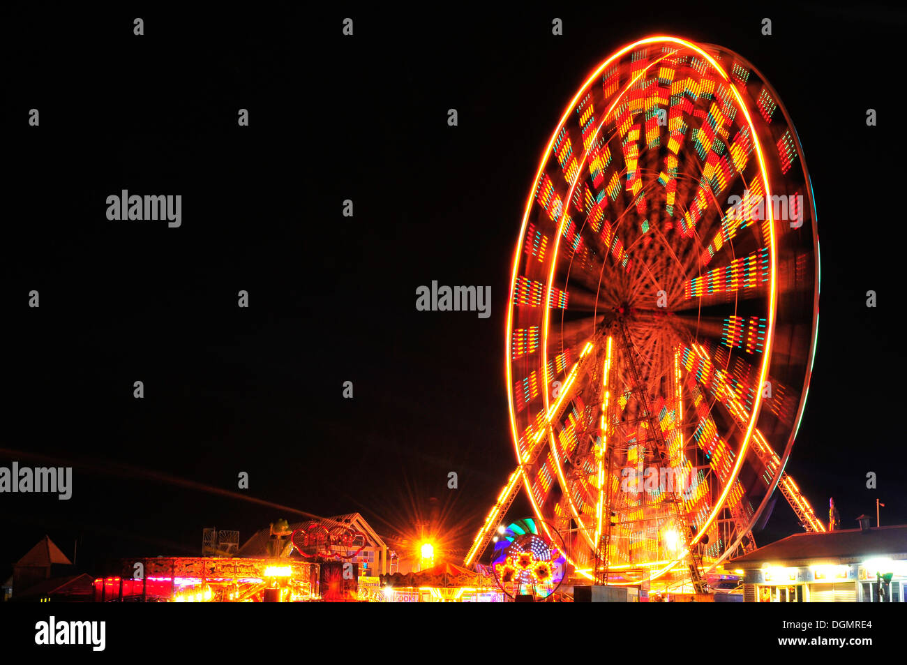 Fairground Big Ferris Wheel Stock Photo - Alamy