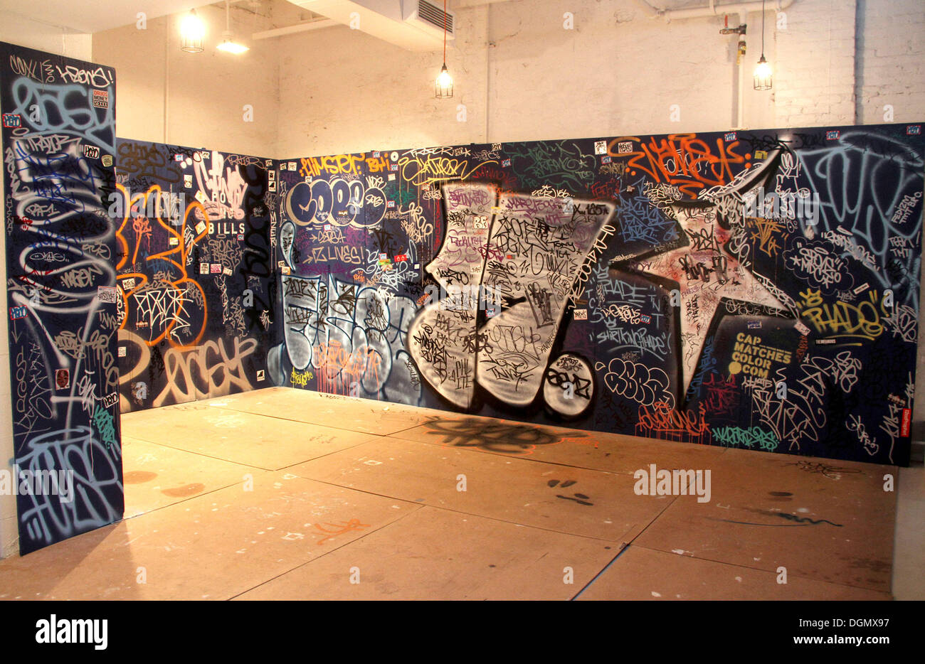New York, New York, USA. 21st Oct, 2013. A view of a graffiti tag wall ...