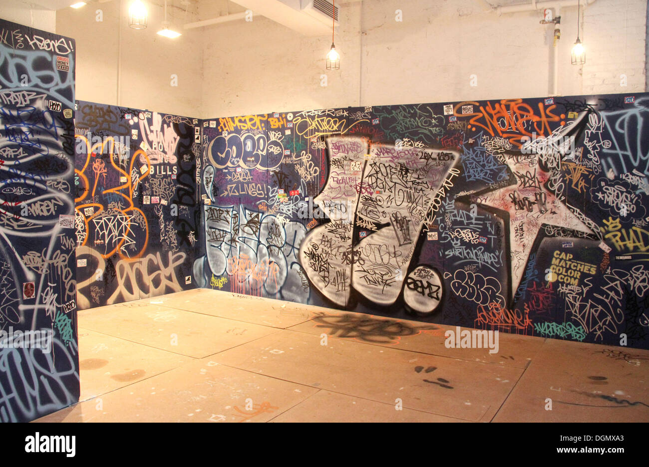 New York, New York, USA. 21st Oct, 2013. A view of a graffiti tag wall ...