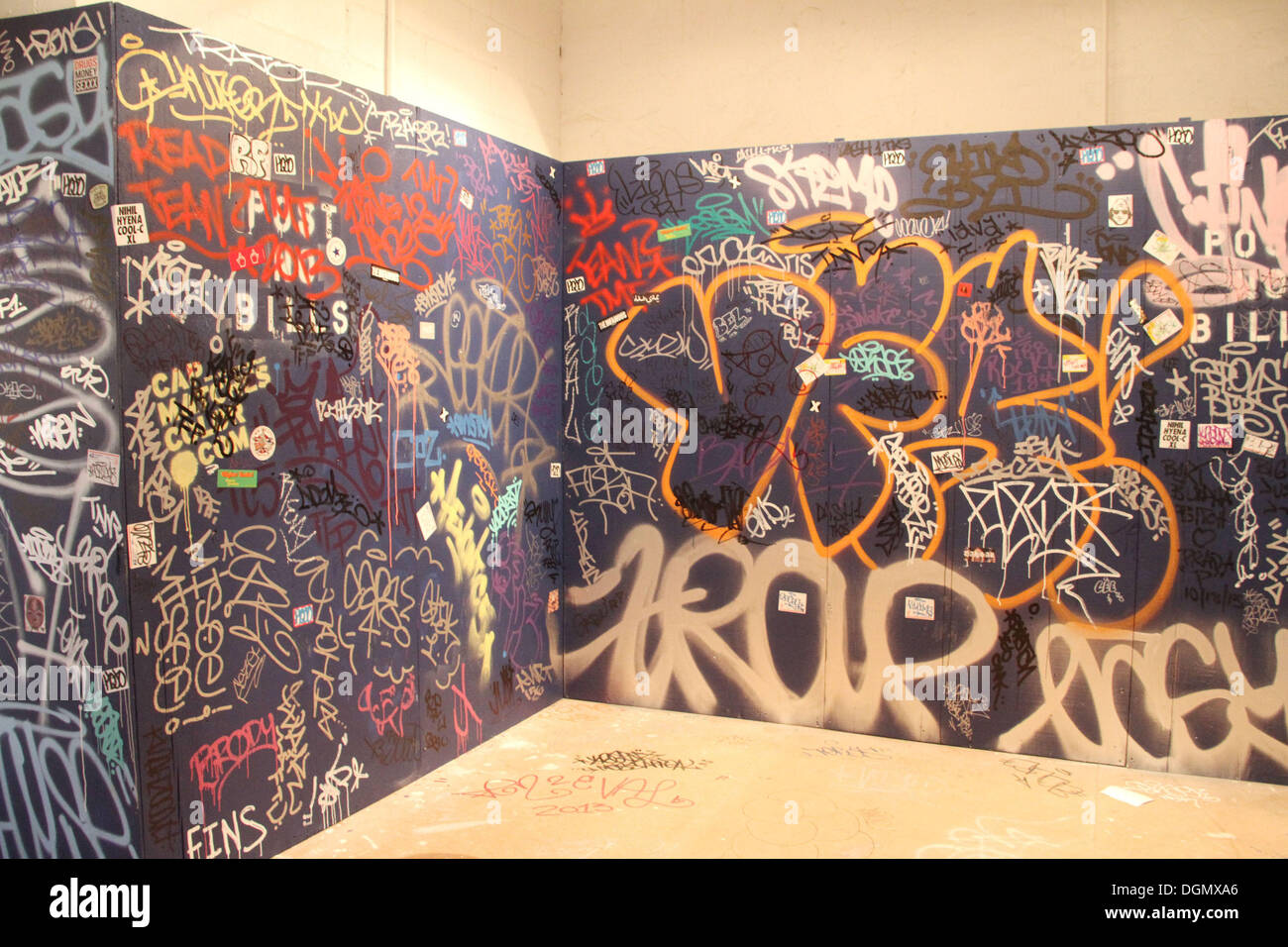 New York, New York, USA. 21st Oct, 2013. A view of a graffiti tag wall ...