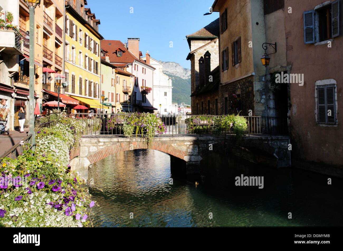 Buildings on the River Thiou waterfront in Annecy, France Stock Photo ...