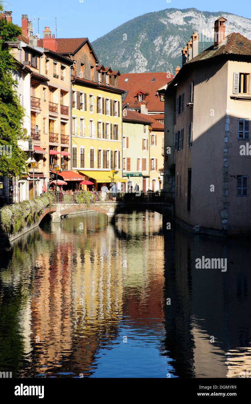 Buildings on the River Thiou waterfront in Annecy, France Stock Photo ...