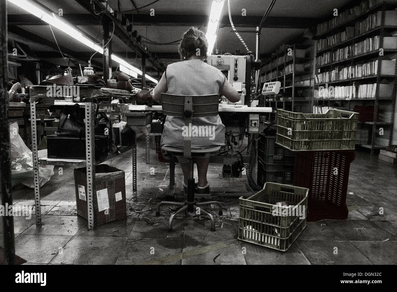Inside a shoemaking industrial factory in the Spanish island of ...