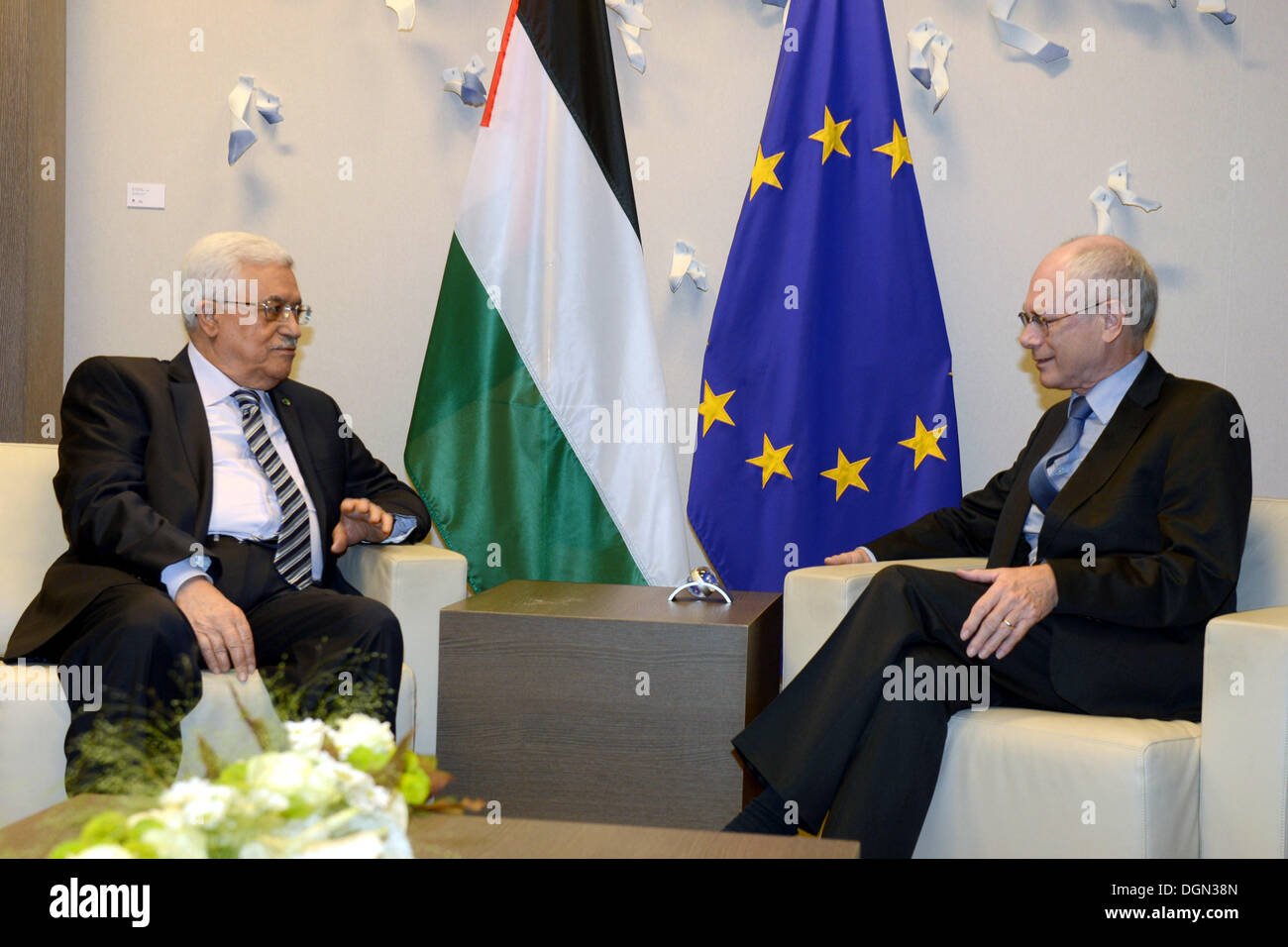 Visit of brussels hi-res stock photography and images - Alamy