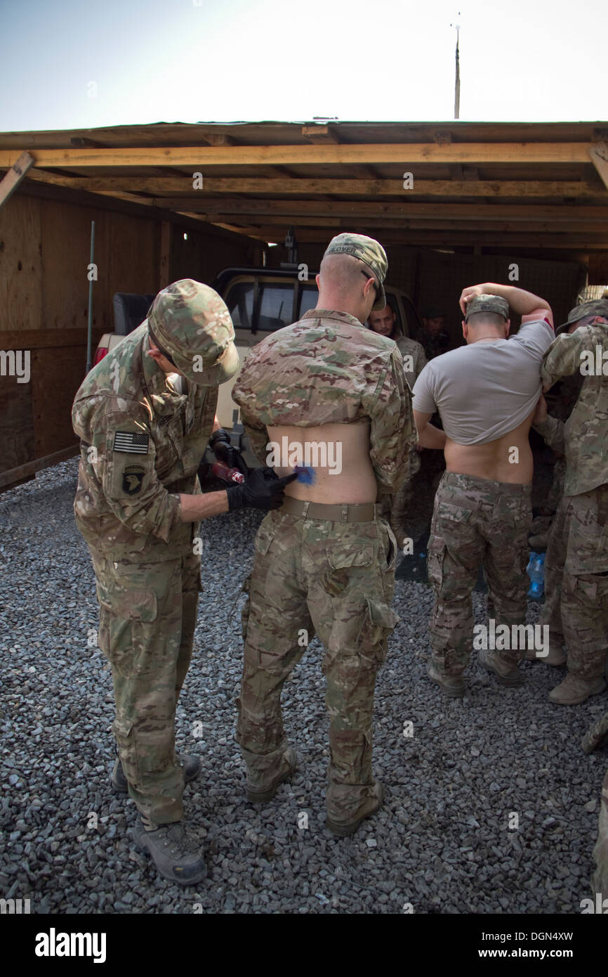 Simulating a wound hi-res stock photography and images - Alamy