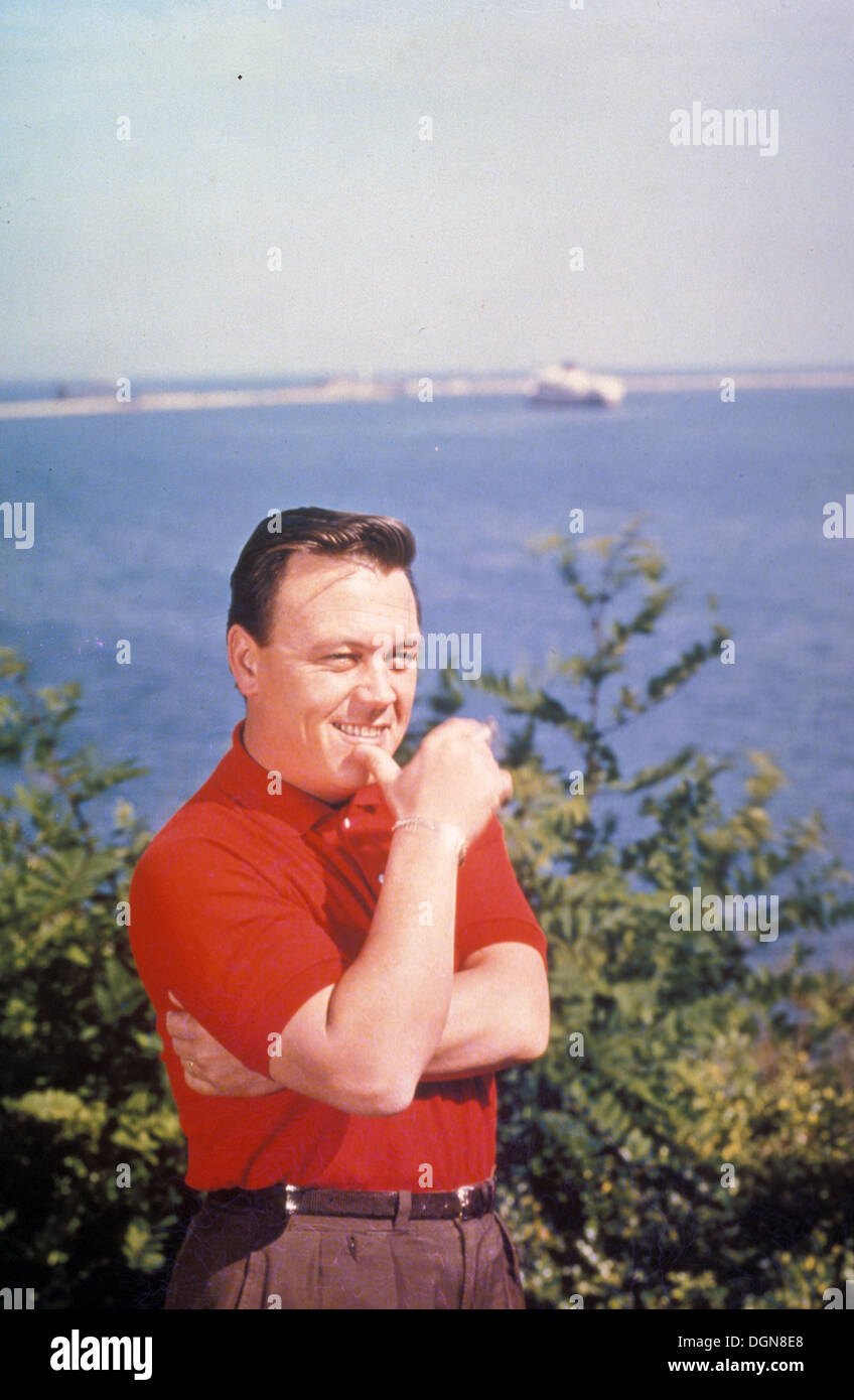 MATT MONRO (1930-1985) English pop singer about 1968 Stock Photo - Alamy