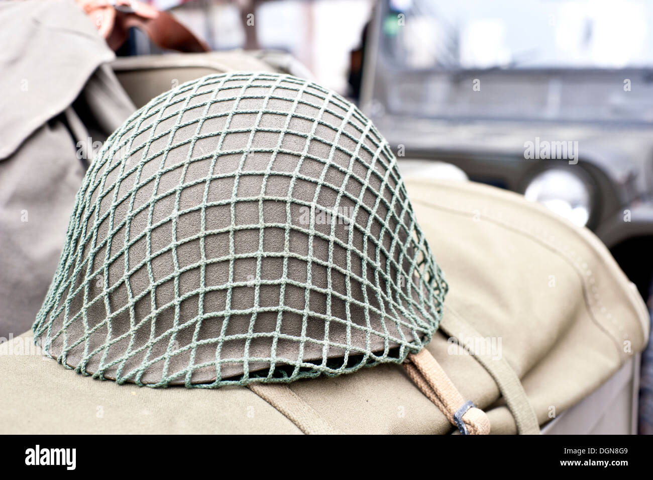 US military helmet Stock Photo - Alamy