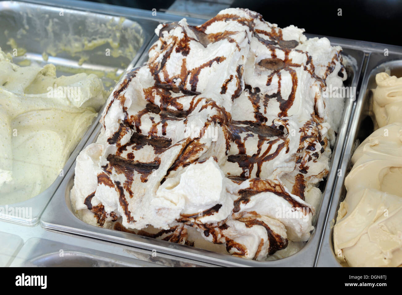 Gelato ice cream shop hi-res stock photography and images - Alamy