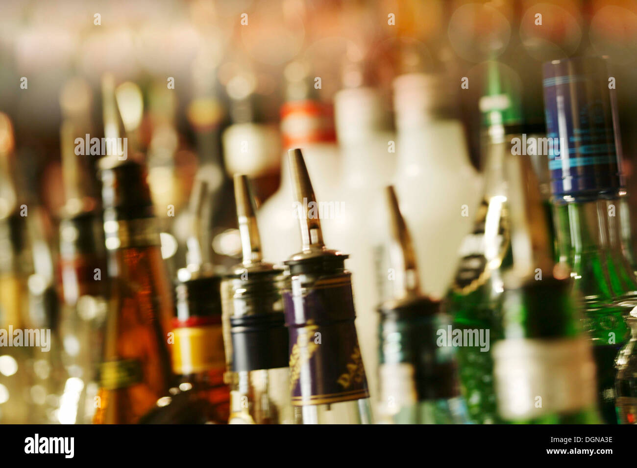 Liquor bottles behind bar hi-res stock photography and images - Alamy