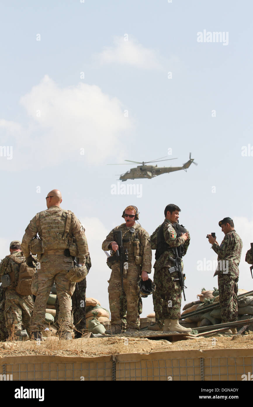U.S. Army soldiers with Task Force Vanguard, and Afghan National Army ...