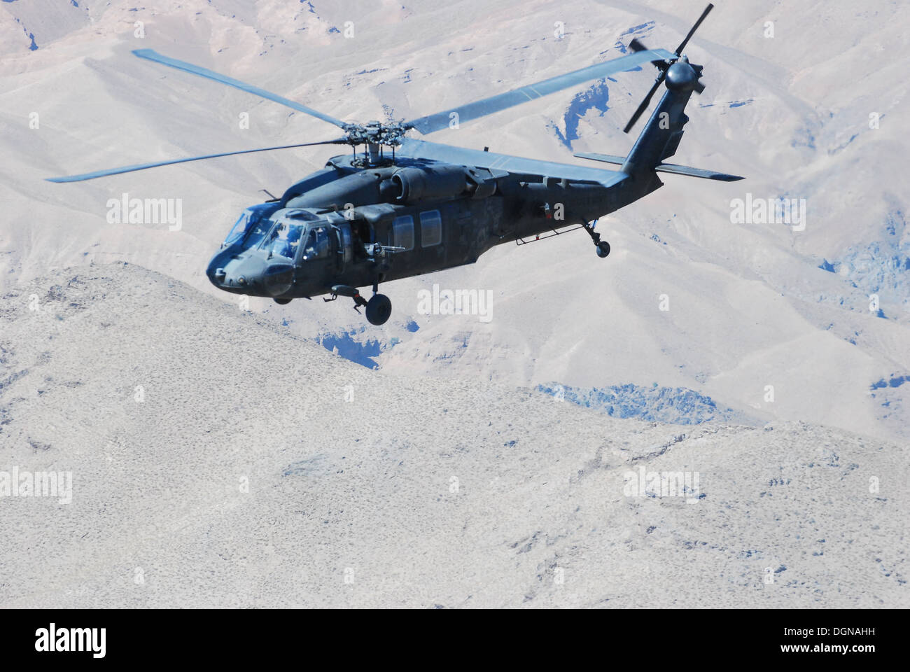 A UH-60L Black Hawk helicopter from A Company, 2nd Battalion (Assault ...