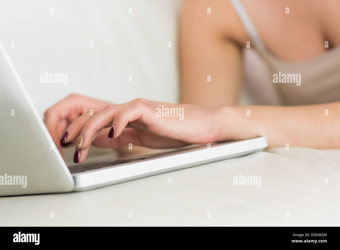 Female hands young woman typing hi-res stock photography and images - Alamy