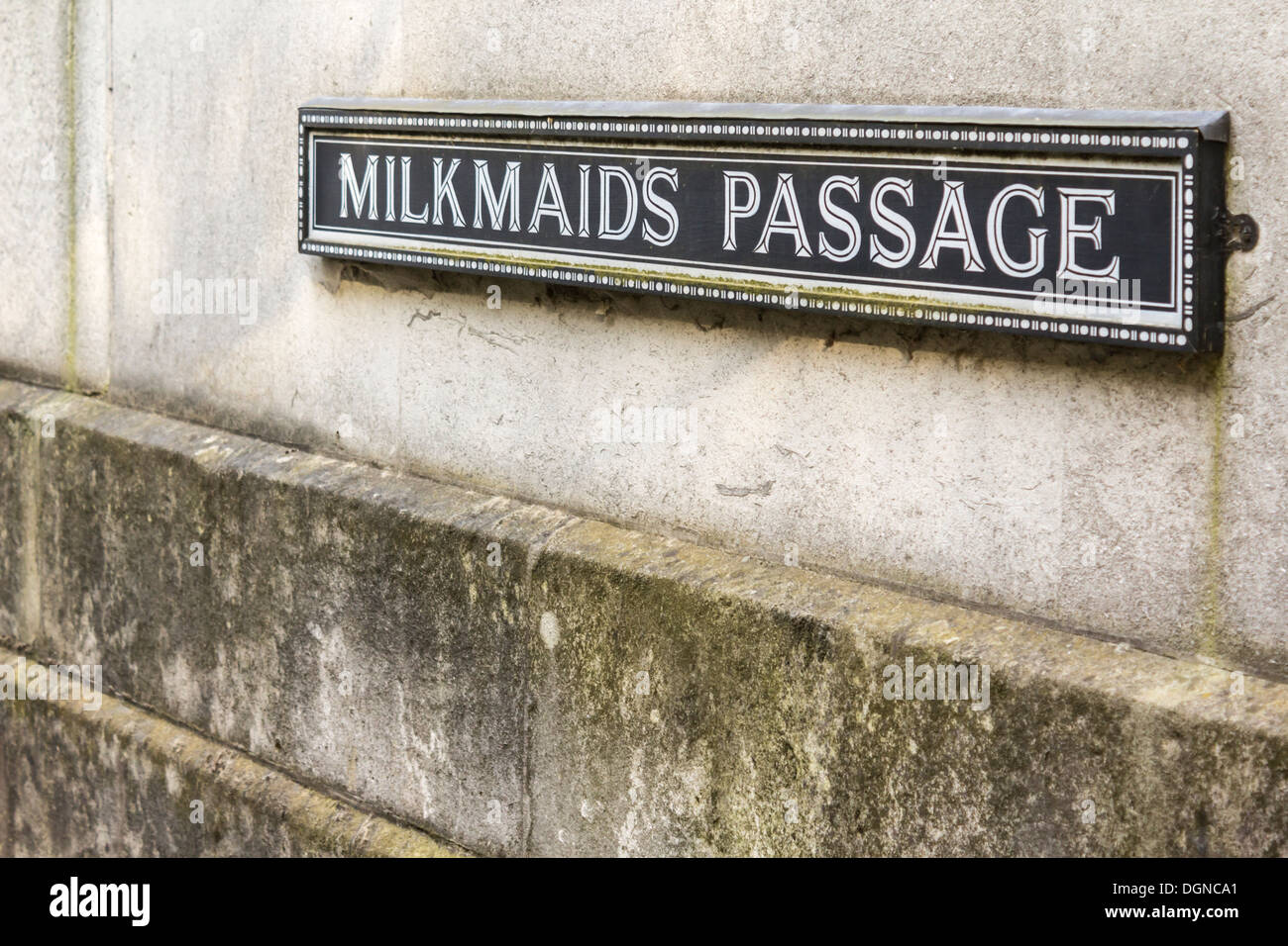 Milkmaids Passage Sign, near Green Park, London Stock Photo - Alamy