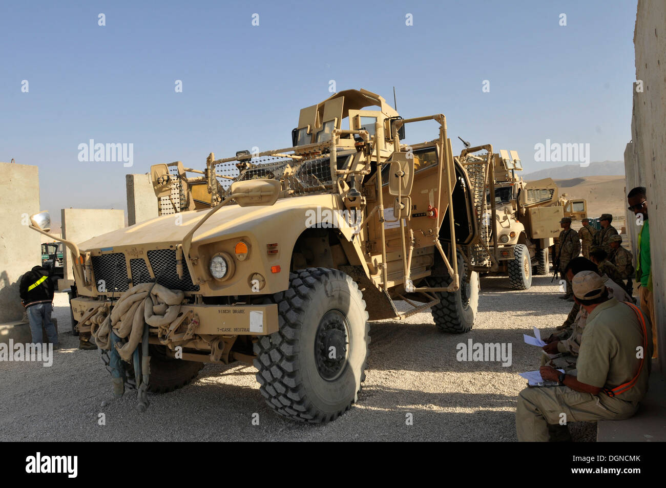 Combat soldiers inspection hi-res stock photography and images - Alamy