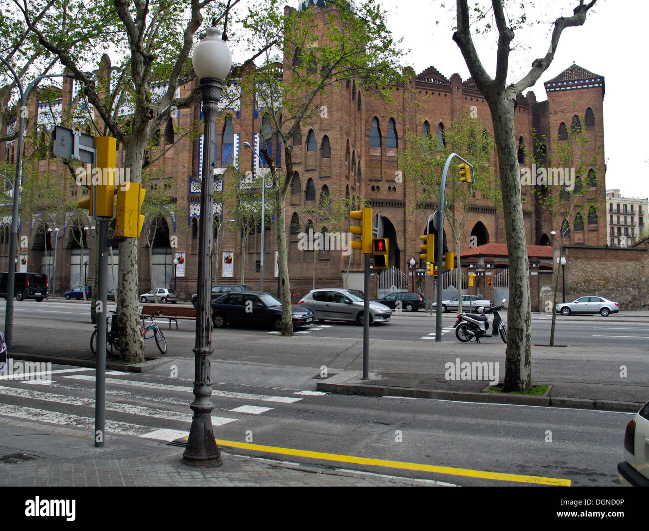 Spring in barcelona hi-res stock photography and images - Alamy