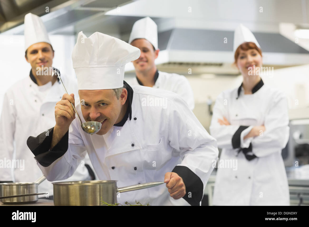 Chef tasting soup hi-res stock photography and images - Alamy