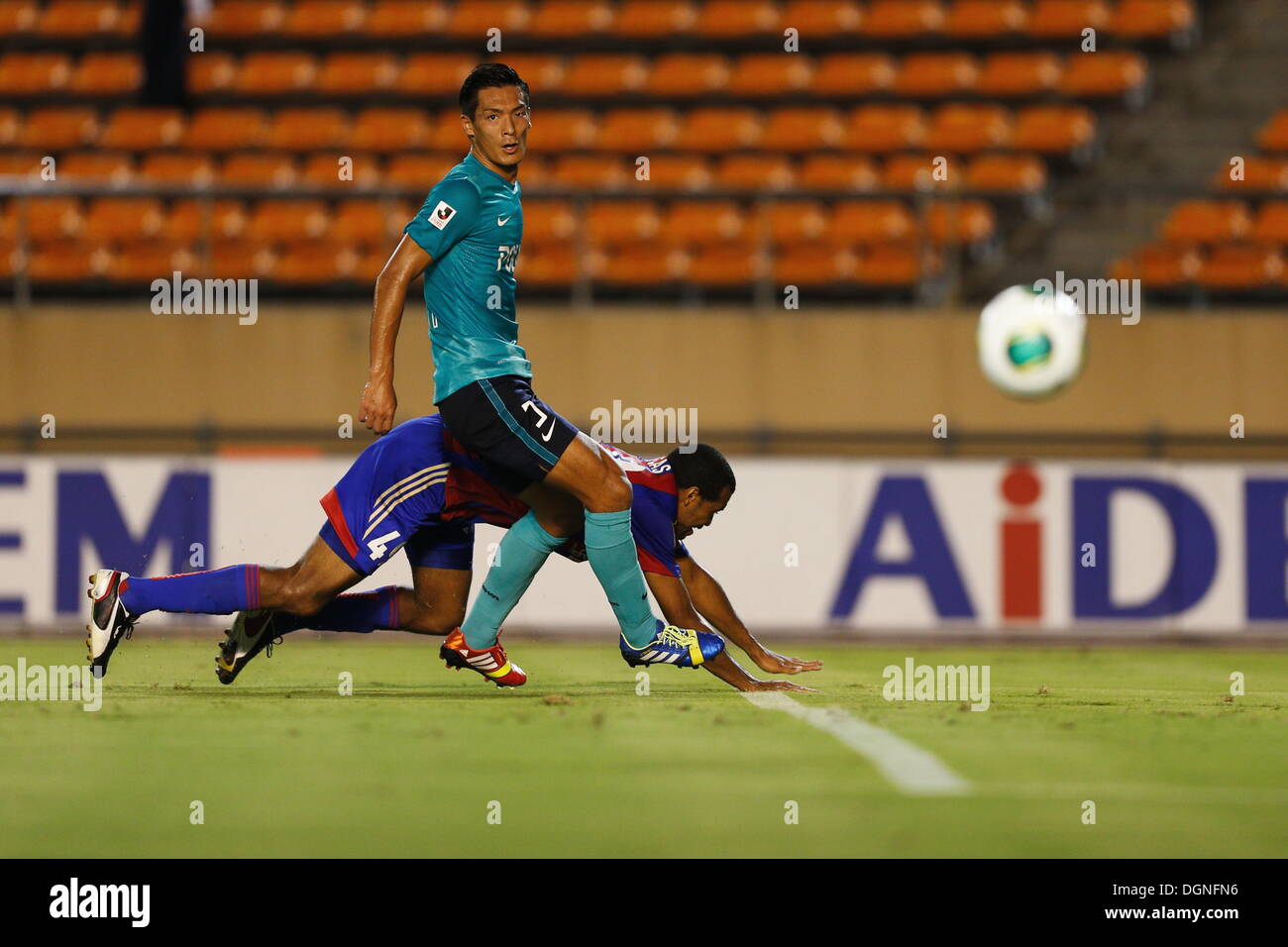 Tokyo, Japan. 14th Sep, 2013. Tomoaki Makino (Reds) Football / Soccer ...