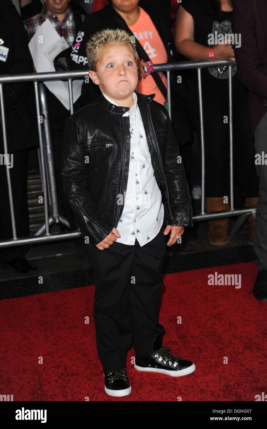 Los Angeles, CA, USA. 23rd Oct, 2013. Jackson Nicoll at arrivals for ...