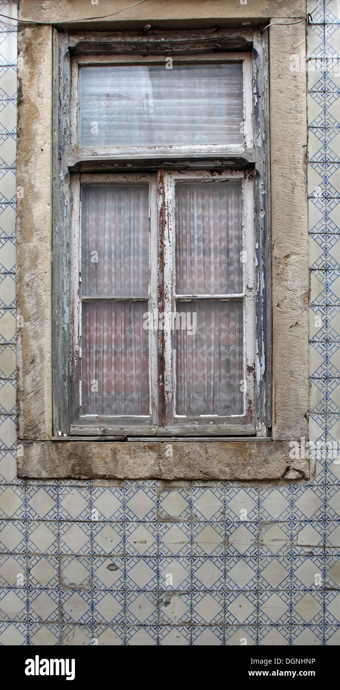 Lisbon craft hi-res stock photography and images - Alamy