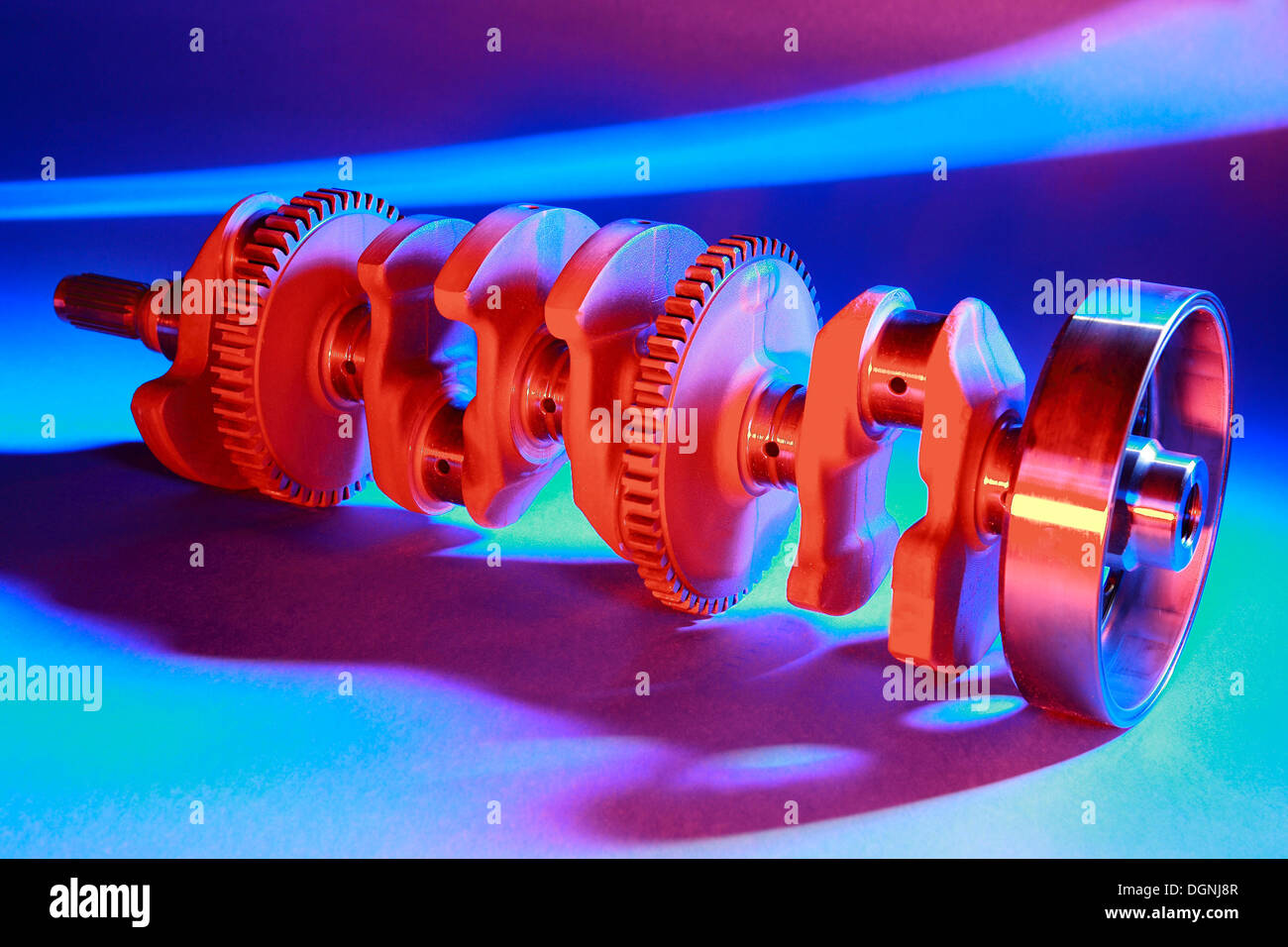 Crankshafts hi-res stock photography and images - Alamy