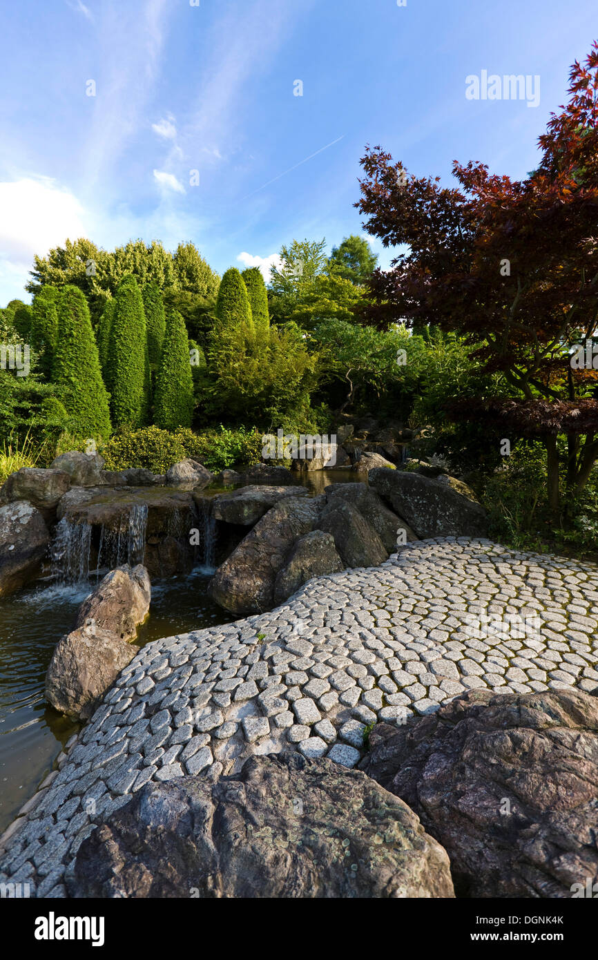 Japanese garden, Rheinaue Leisure Park, Bonn, North Rhine-Westphalia ...
