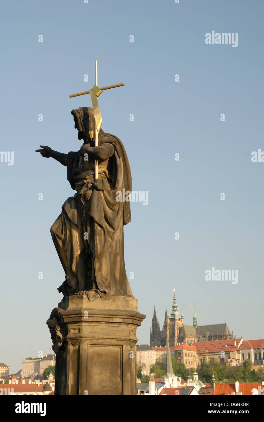 Religion symbols world hi-res stock photography and images - Alamy