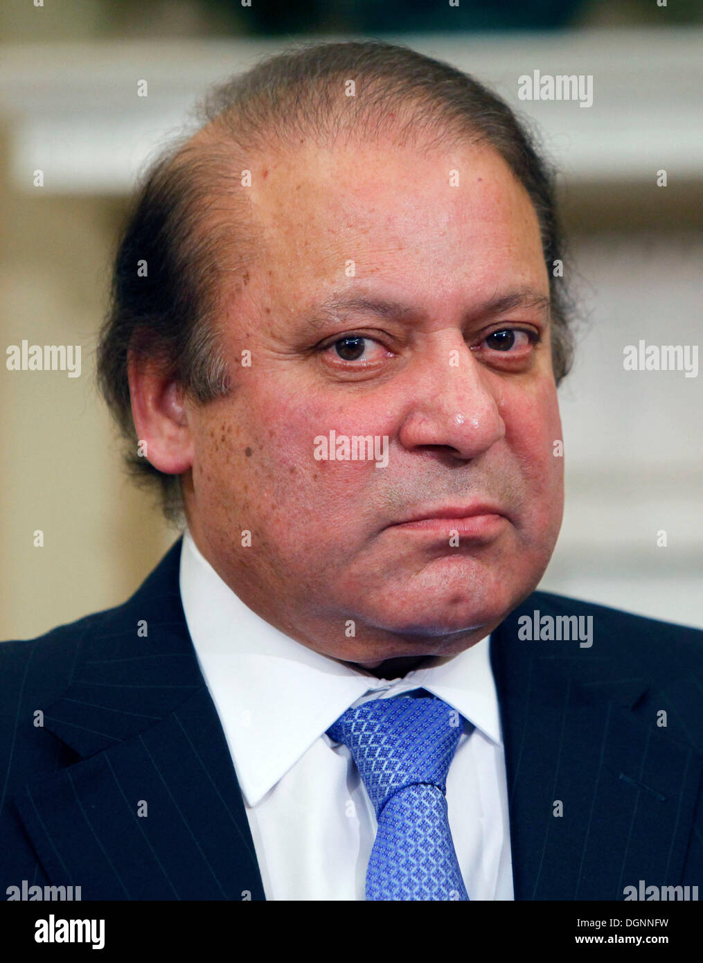 Prime Minister Nawaz Sharif of Pakistan in the Oval Office of the White ...