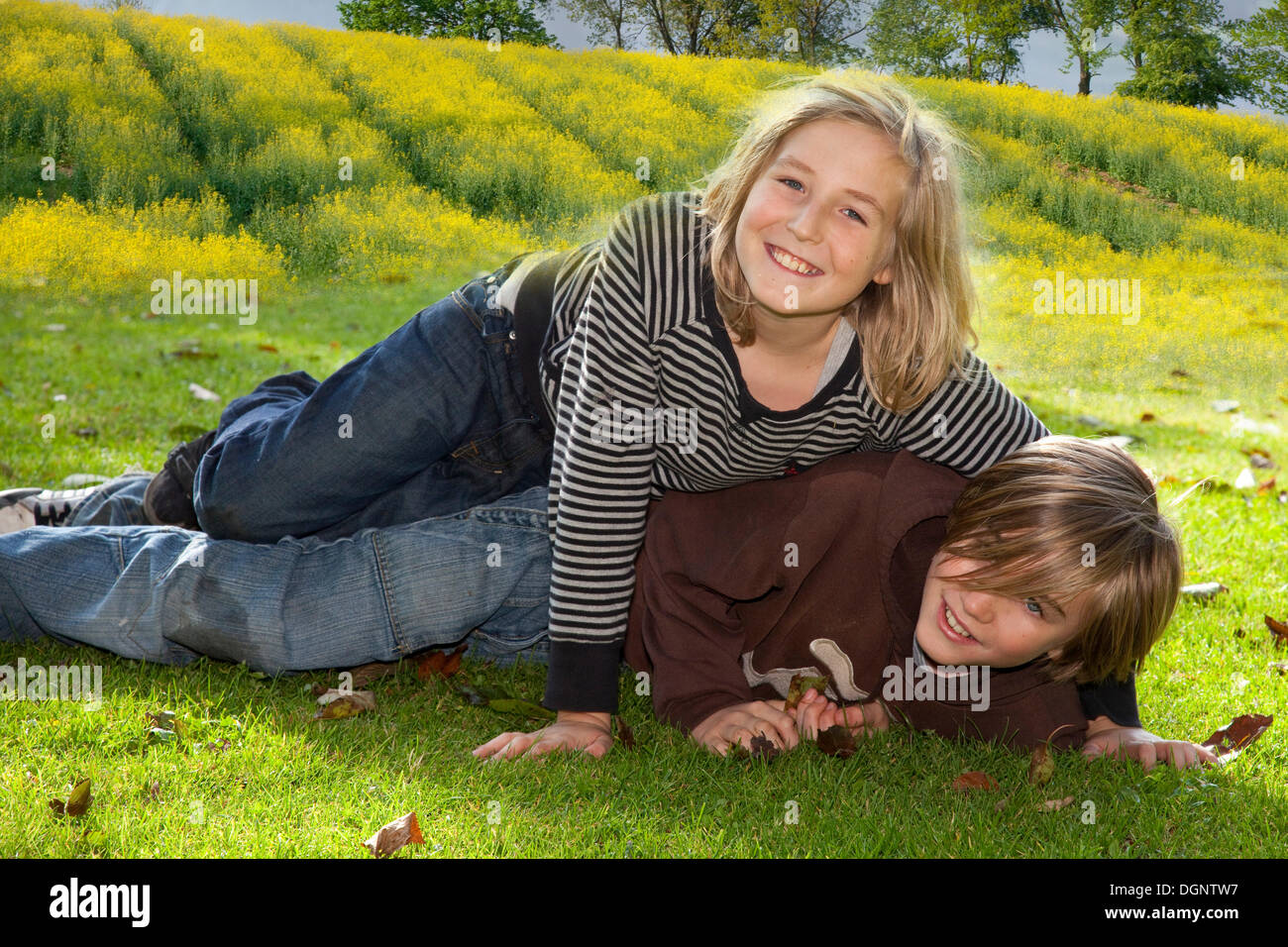 Boys larking hi-res stock photography and images - Alamy