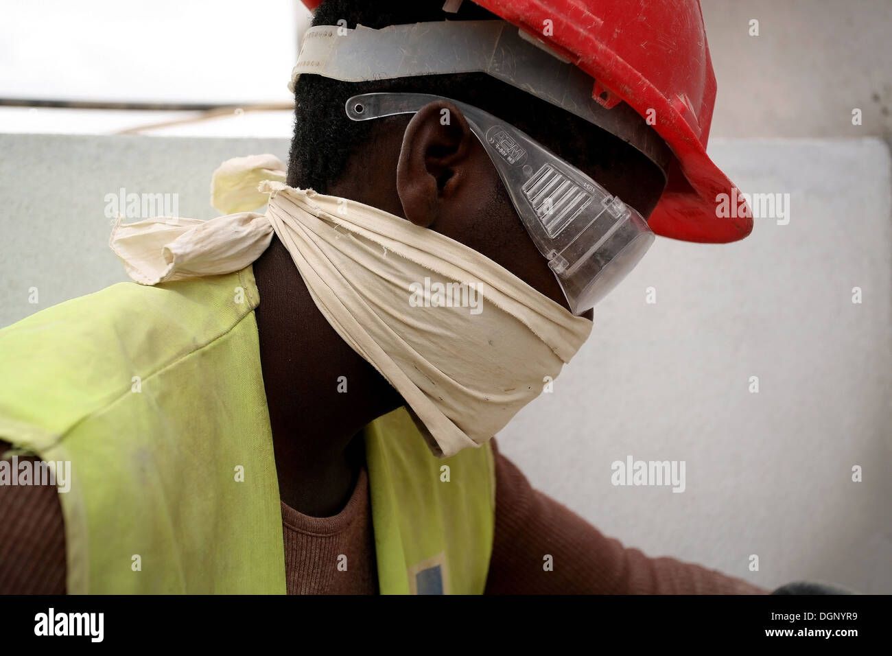 Angola construction worker hi-res stock photography and images - Alamy
