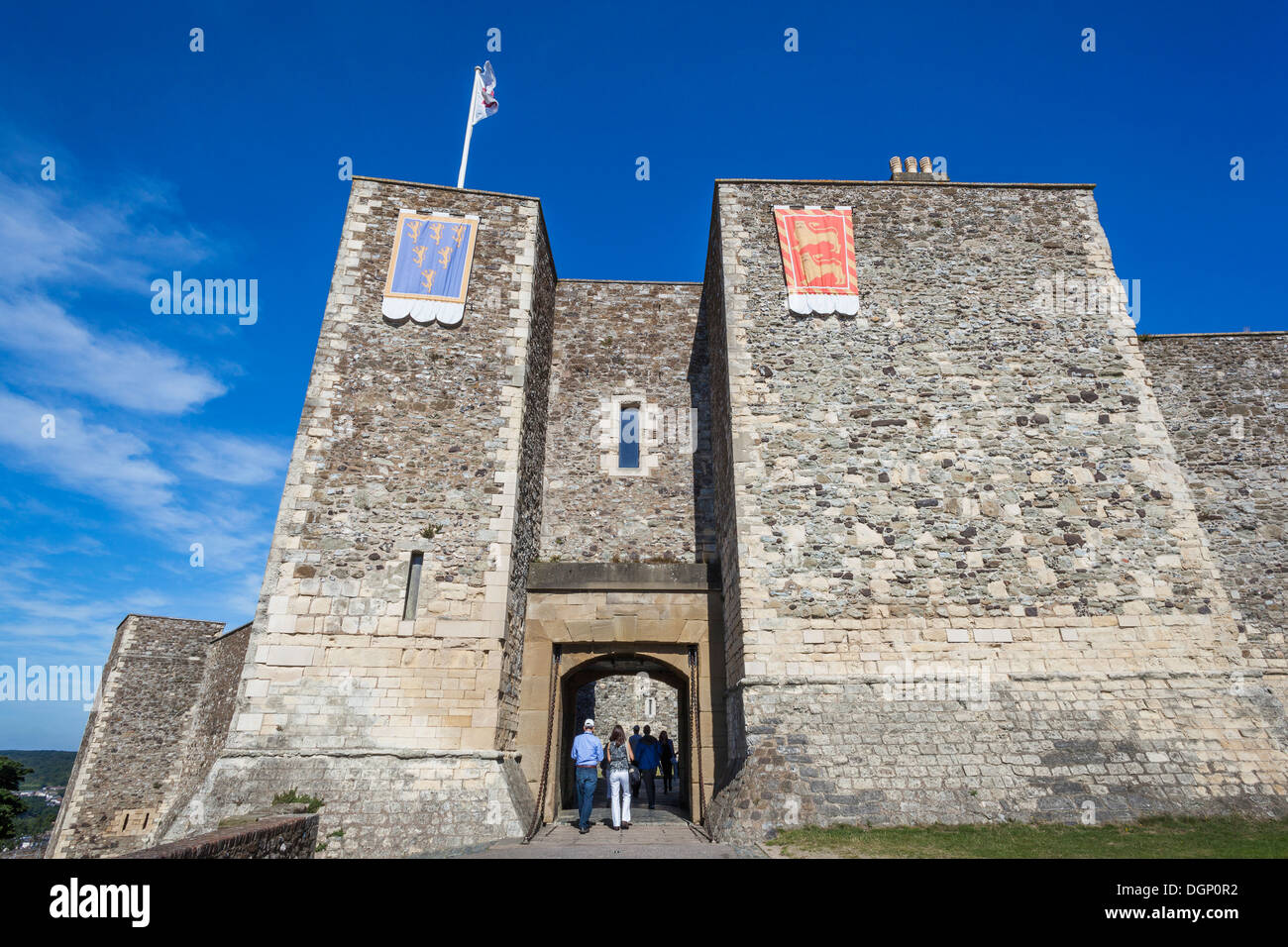 Dover exterior kent england hi-res stock photography and images - Alamy