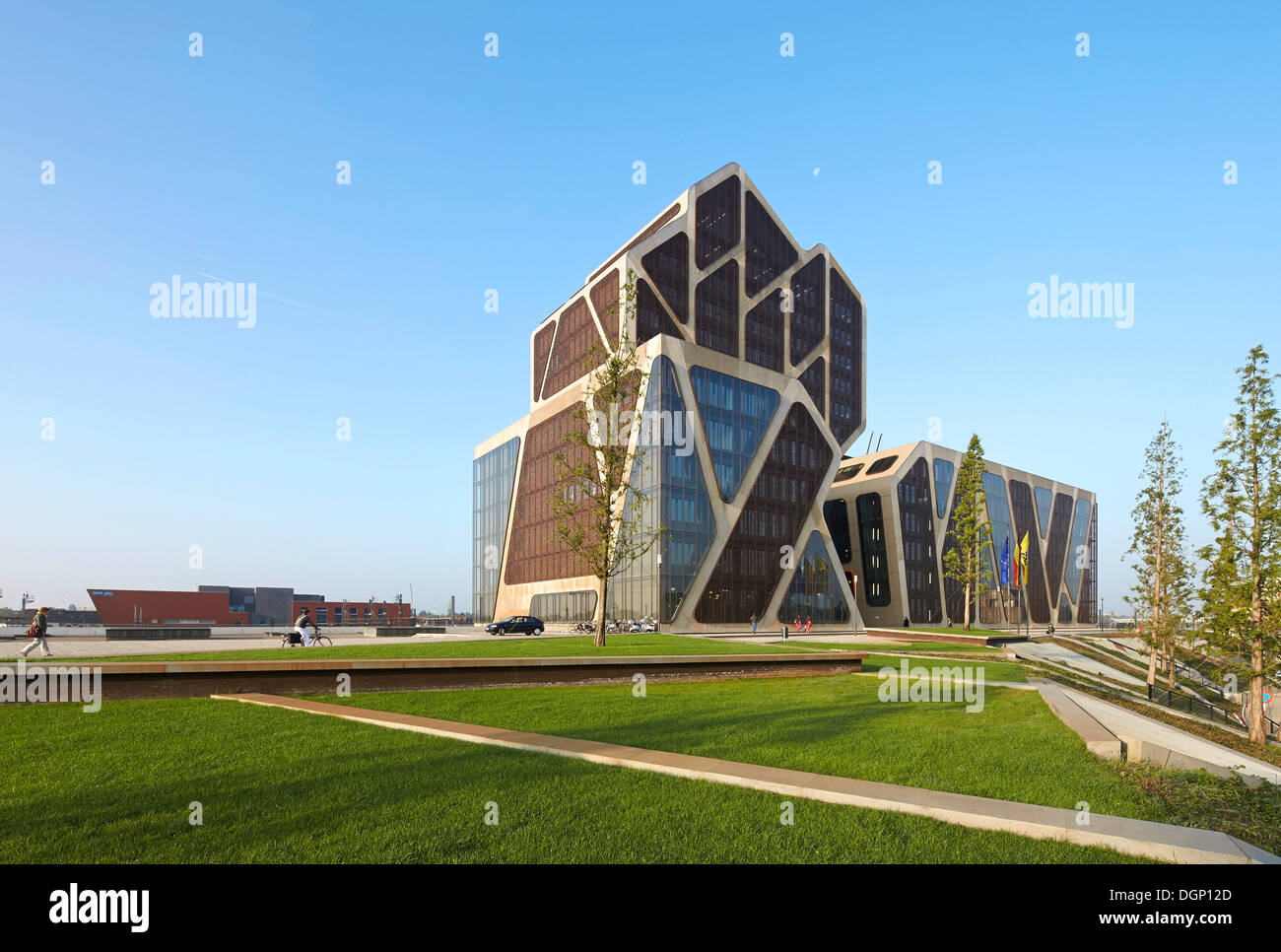 Court of Justice, Hasselt, Belgium. Architect: J. Mayer H. Architects ...