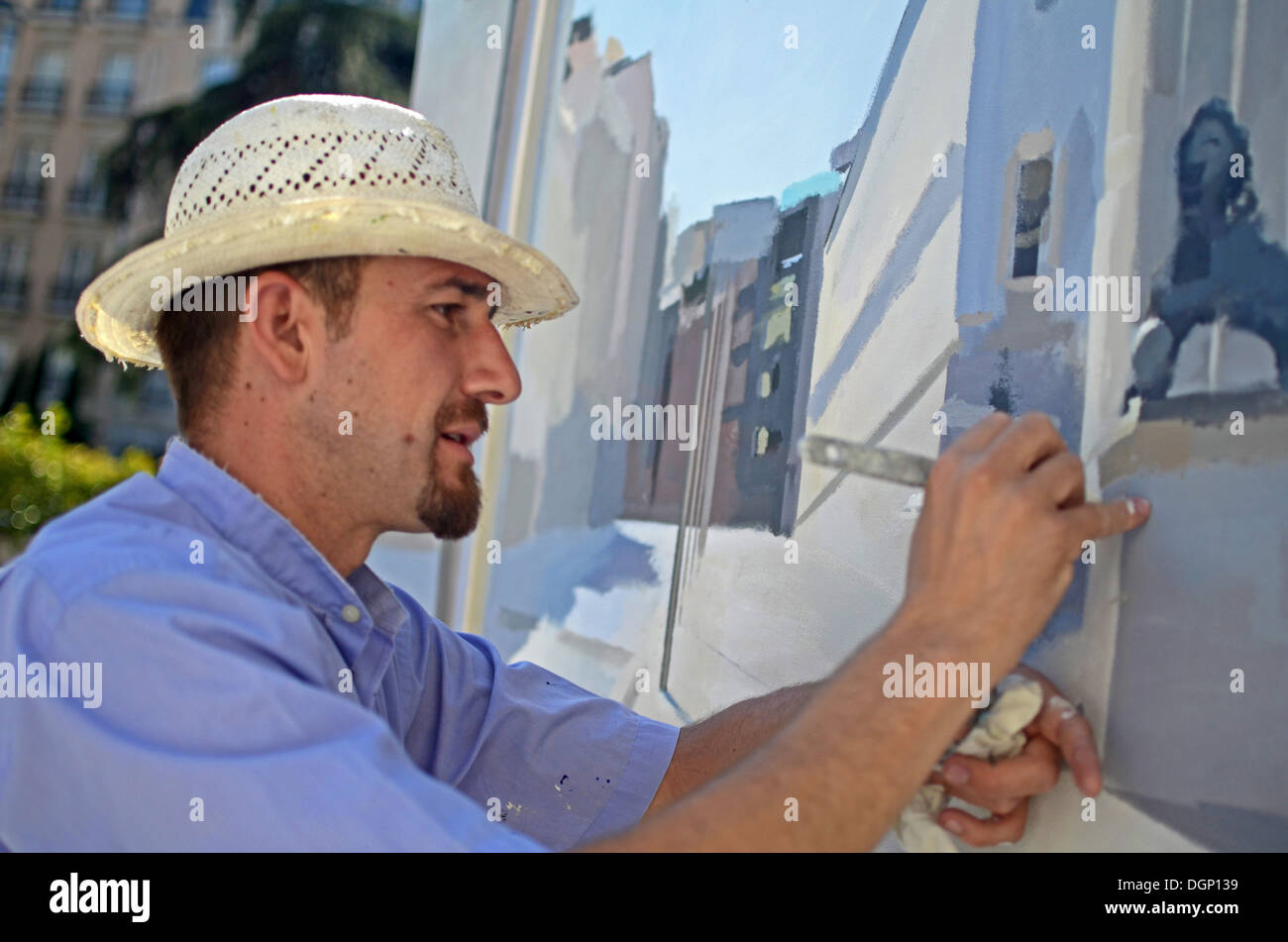 Realistic Spanish painter, Alberto Martin Giraldo, painting the Spanish ...