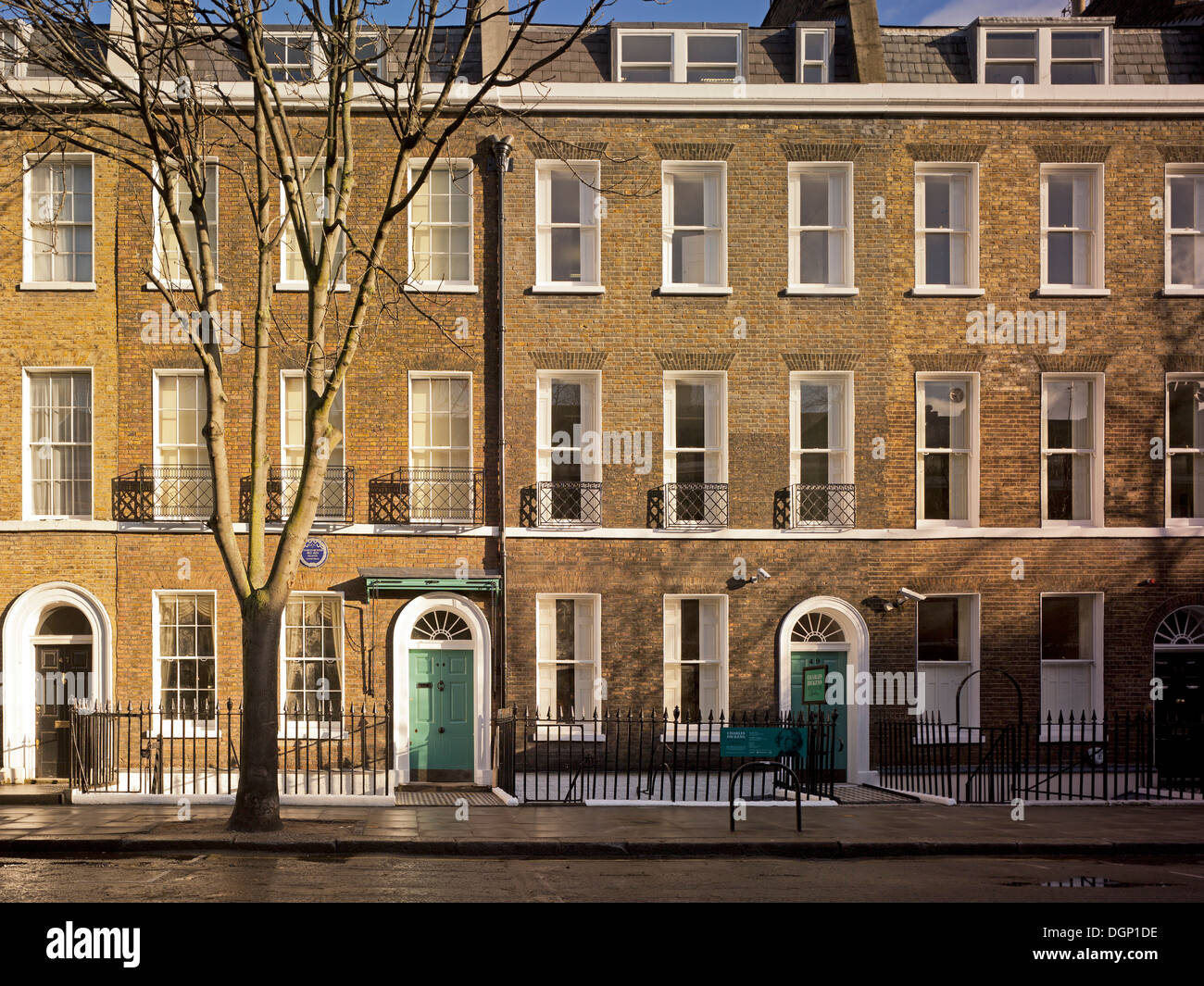 Charles dickens london hi-res stock photography and images - Alamy
