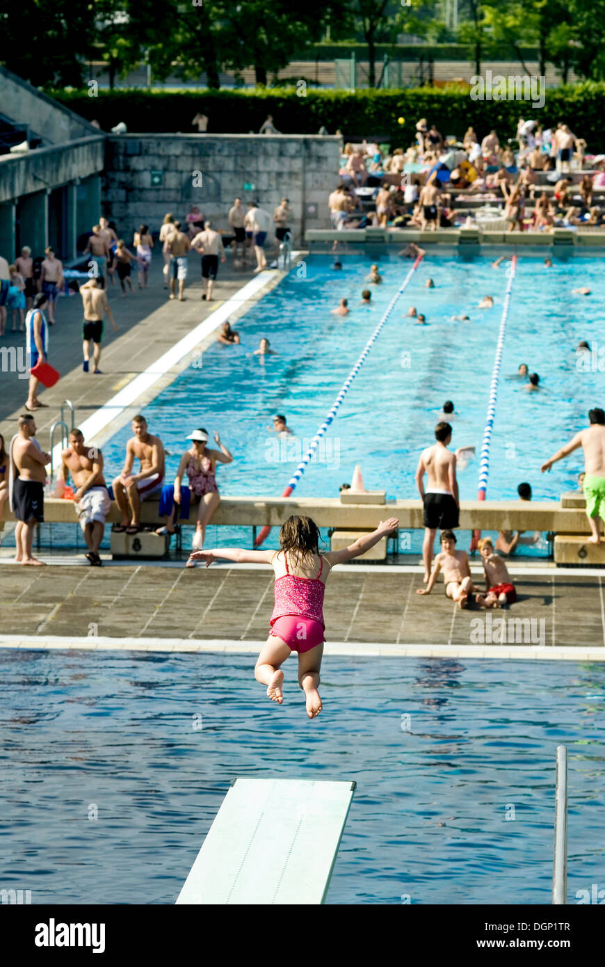 Olympic diving board vertical hi-res stock photography and images - Alamy