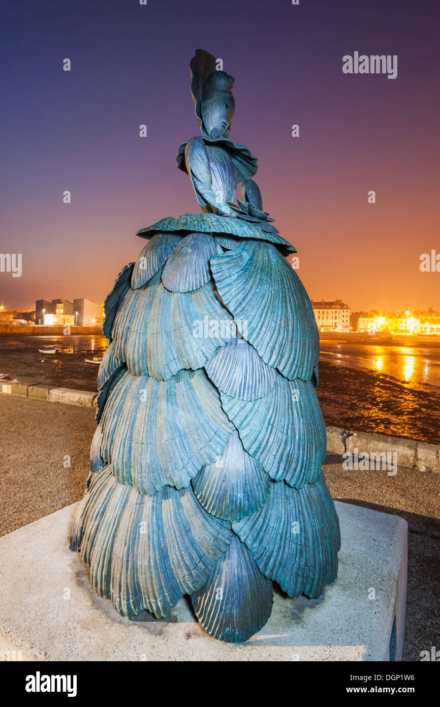 Shell lady margate hi-res stock photography and images - Alamy