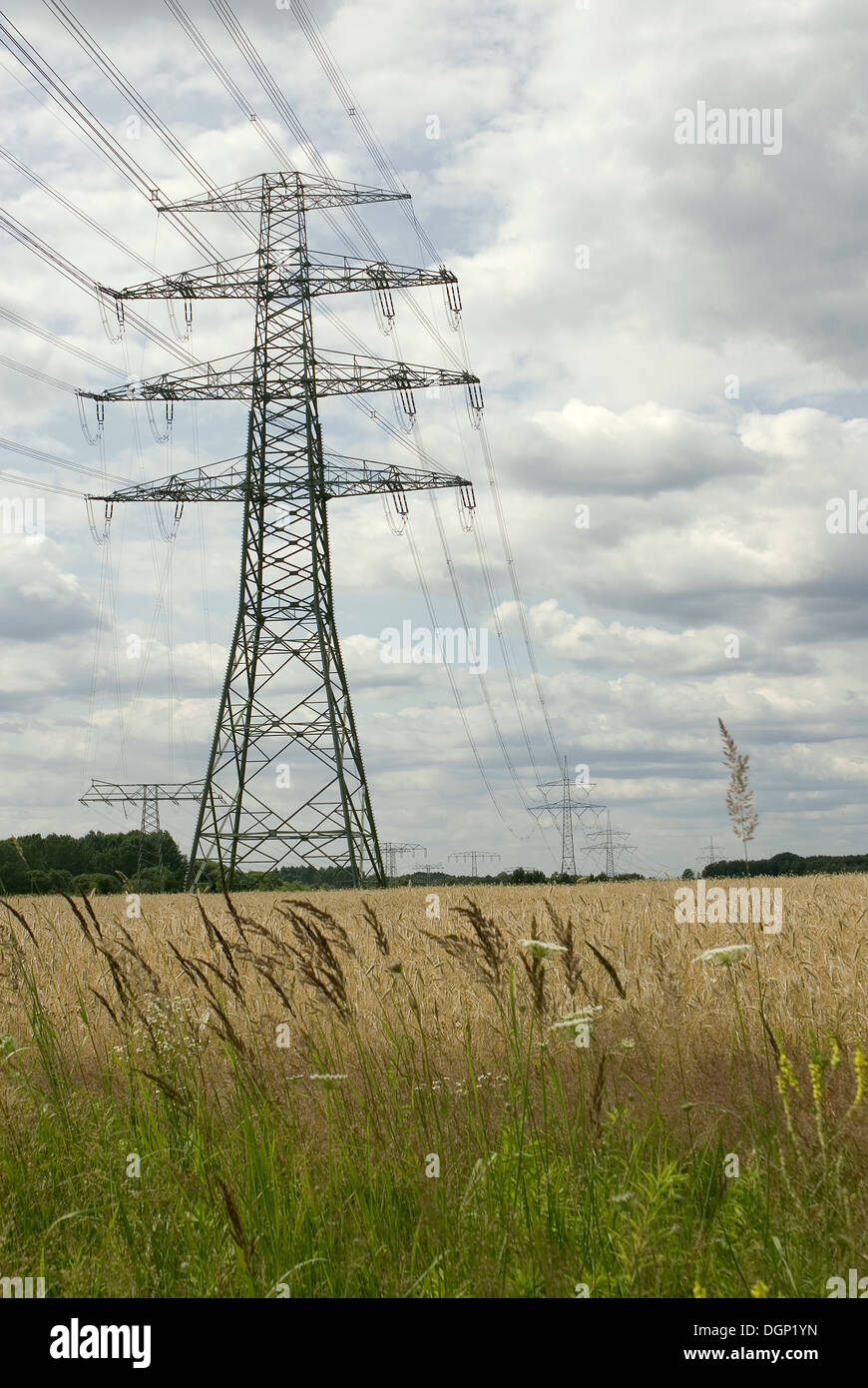 Power grid berlin hi-res stock photography and images - Alamy