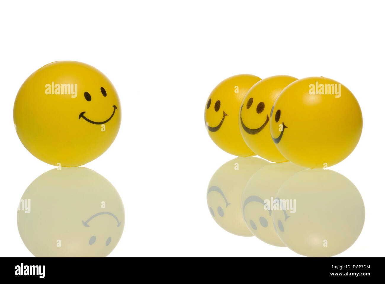 Group picture with teacher hi-res stock photography and images - Alamy