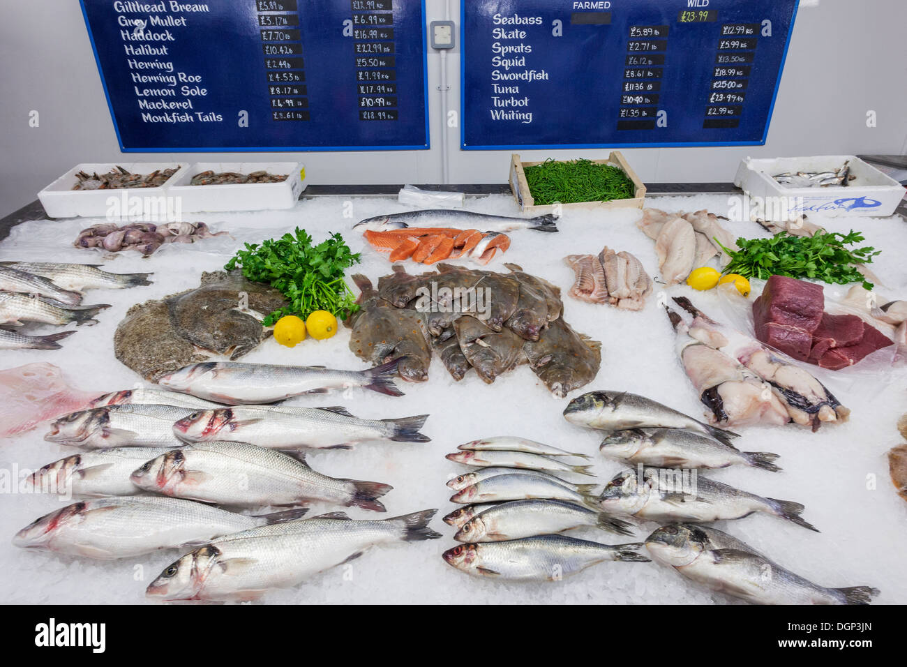 England, Kent, Whitstable, Whitstable Harbour, Fish Market Stock Photo ...
