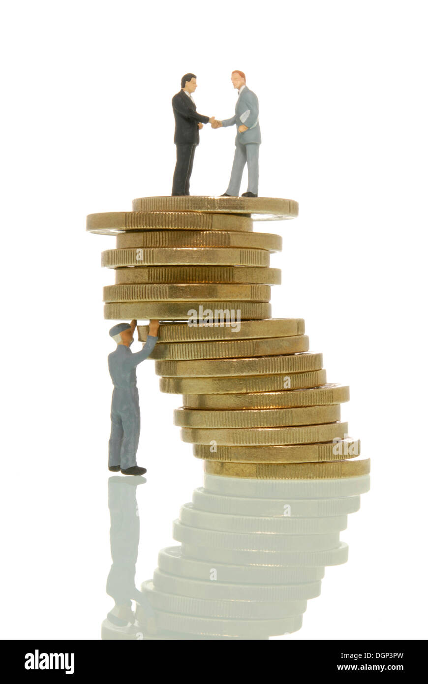 Propping up hi-res stock photography and images - Alamy