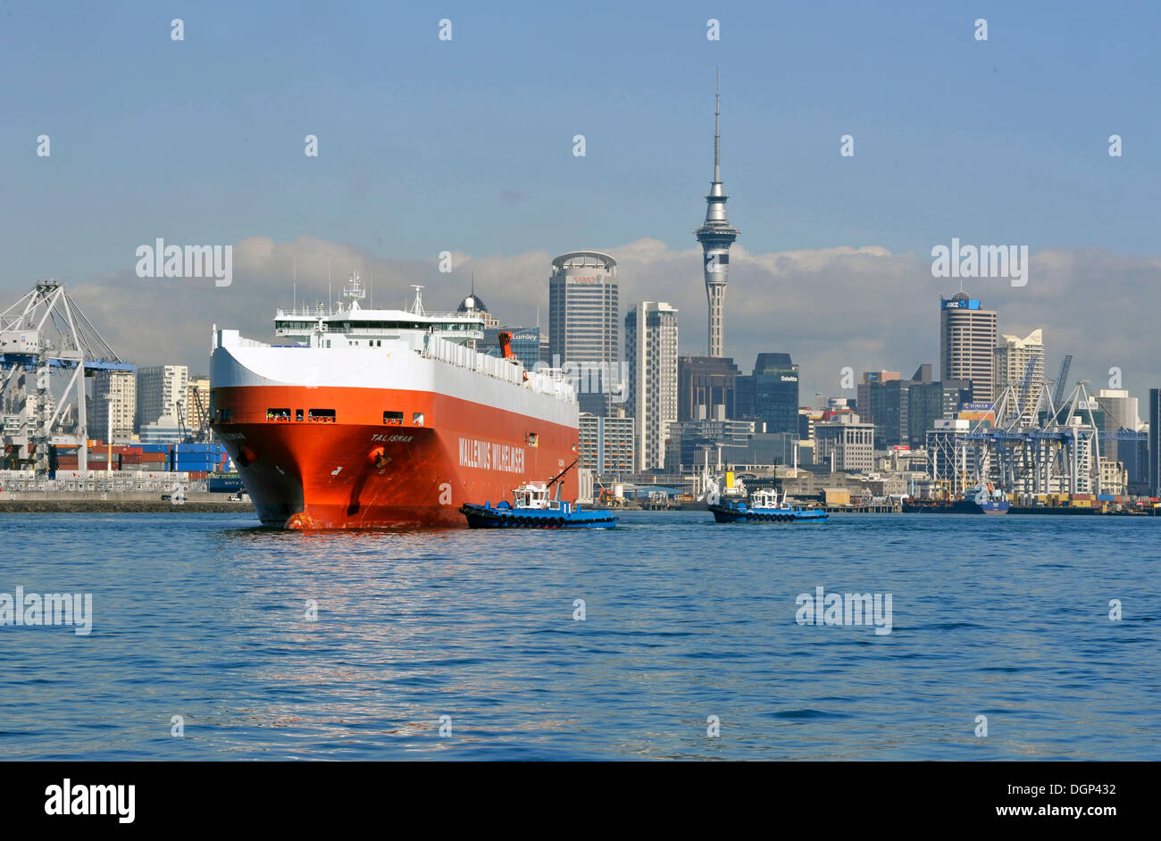 New zealand cargo ships hi-res stock photography and images - Alamy